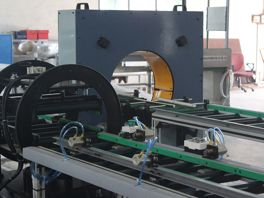 Conveyors & Material Handling Systems – Phinix Automation