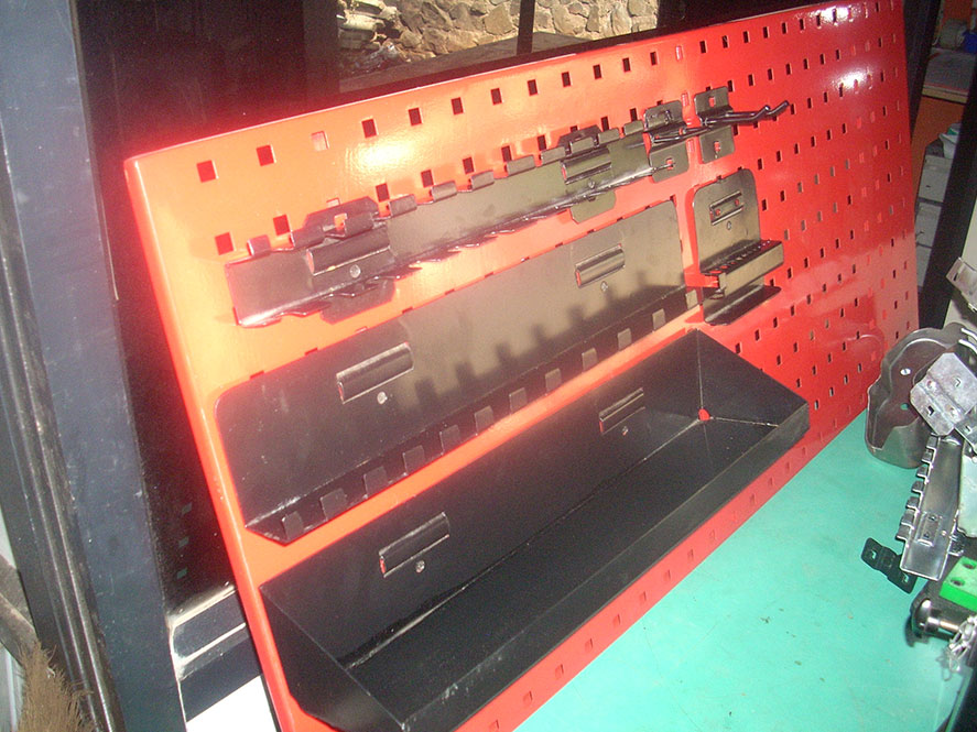 Perforated Boards & Display Boards – Phinix Automation